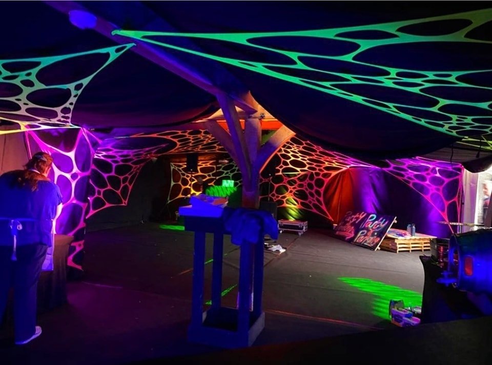 UV Reactive Decor Stretch Tapestry Neon Webbing – Lay-z-days Event's™